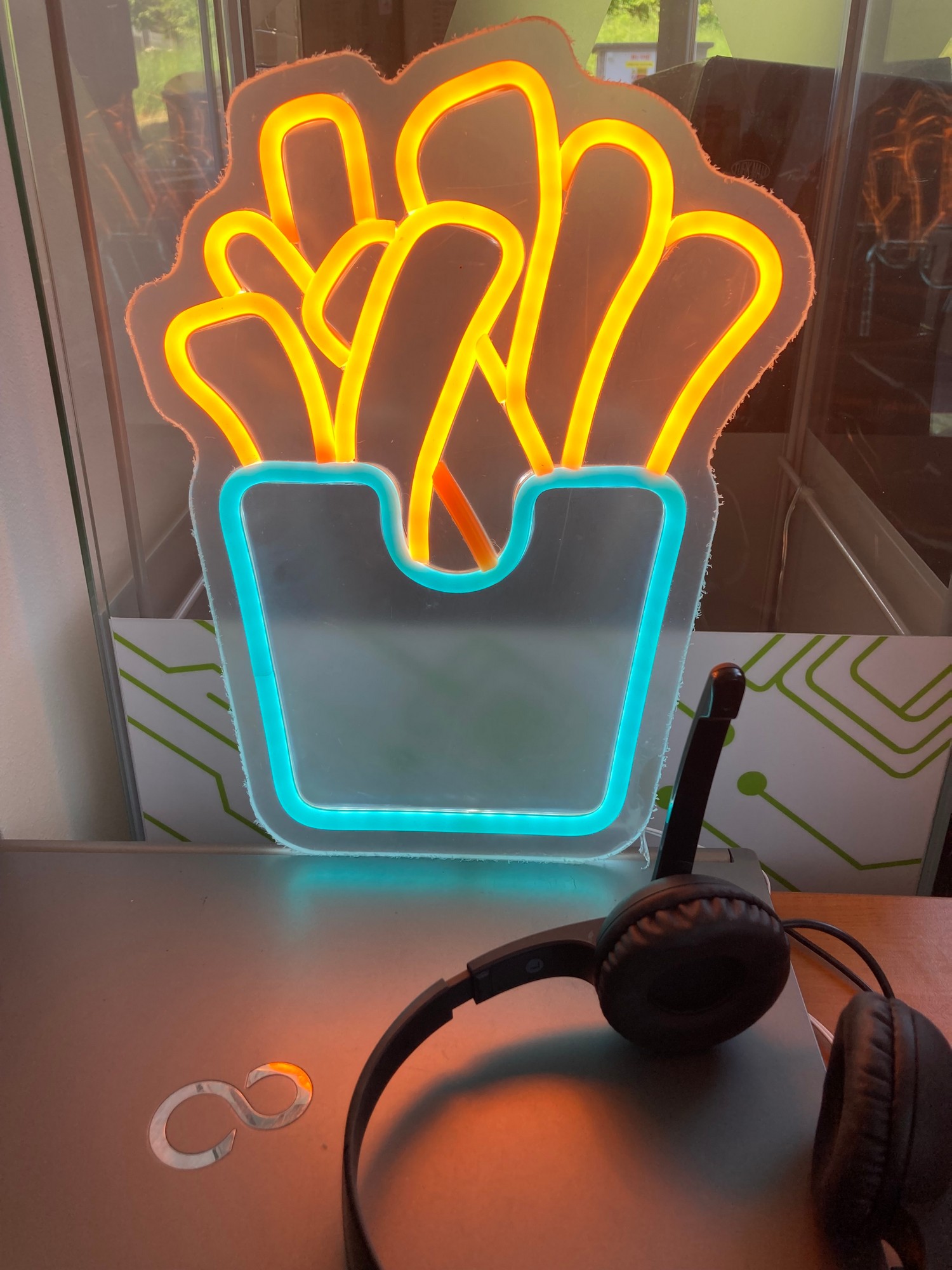 French fries - Fast food - LED neon light up logo on the wall | Cool Mania