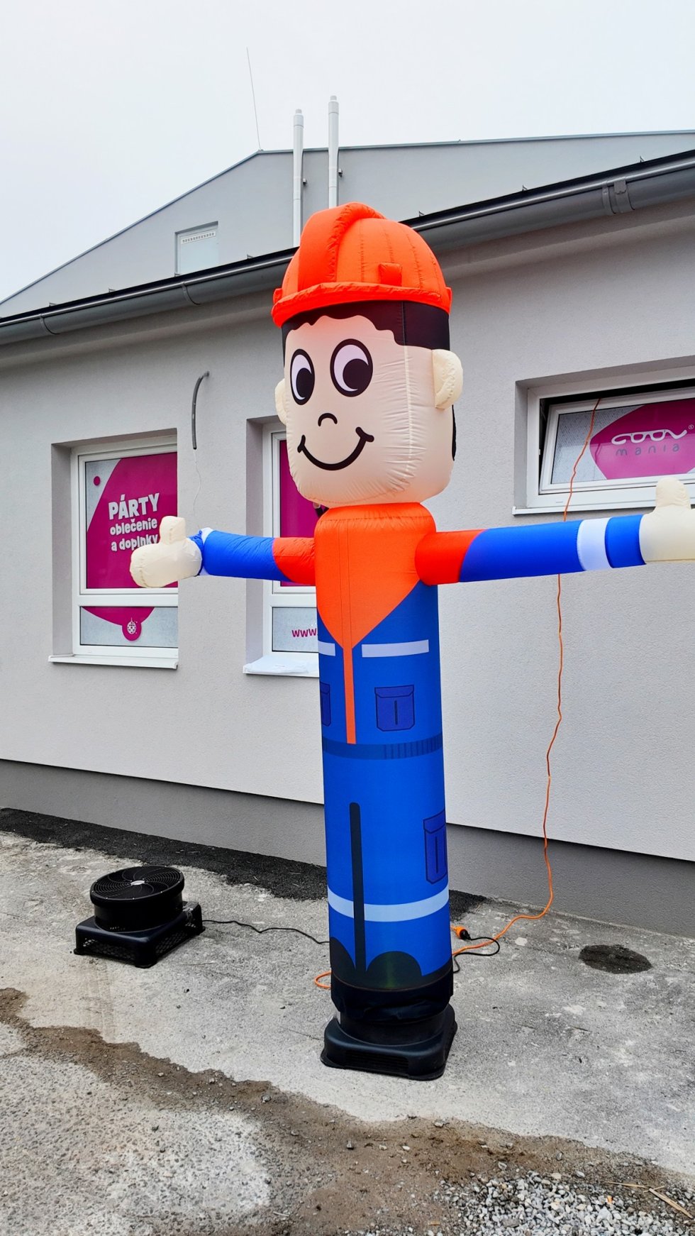 Inflatable advertising air dancer (Worker) - gumagalaw na pigurin na ...