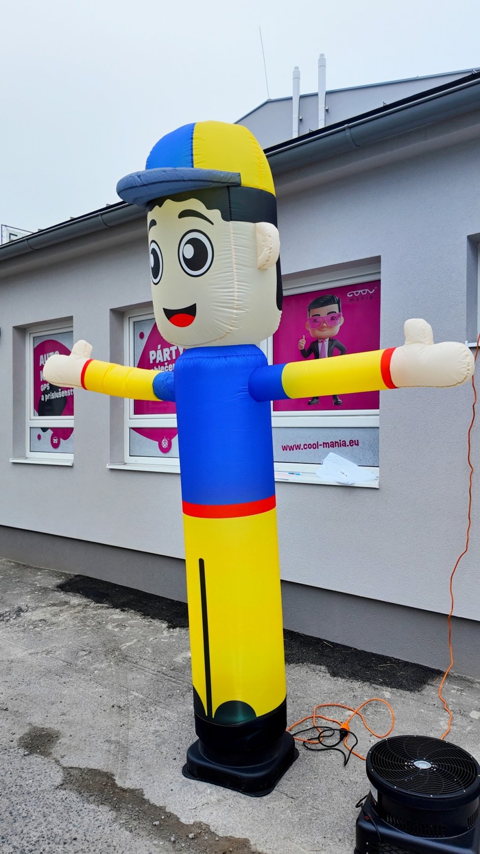 Inflatable Air Dancer with Blower 3m (Boy) – Blow Up Waving Man Outdoor ...