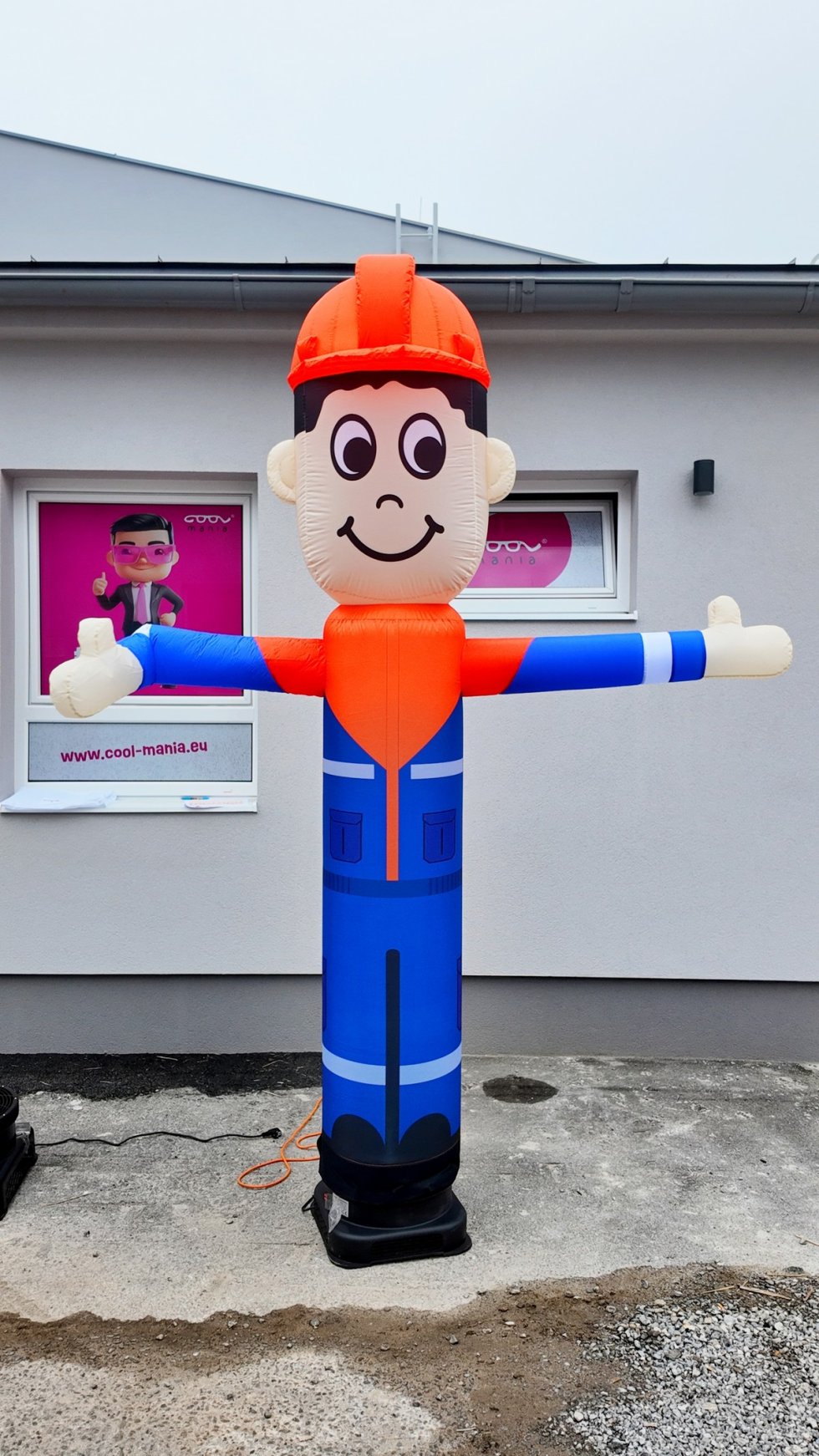 Inflatable advertising air dancer (Worker) - gumagalaw na pigurin na ...